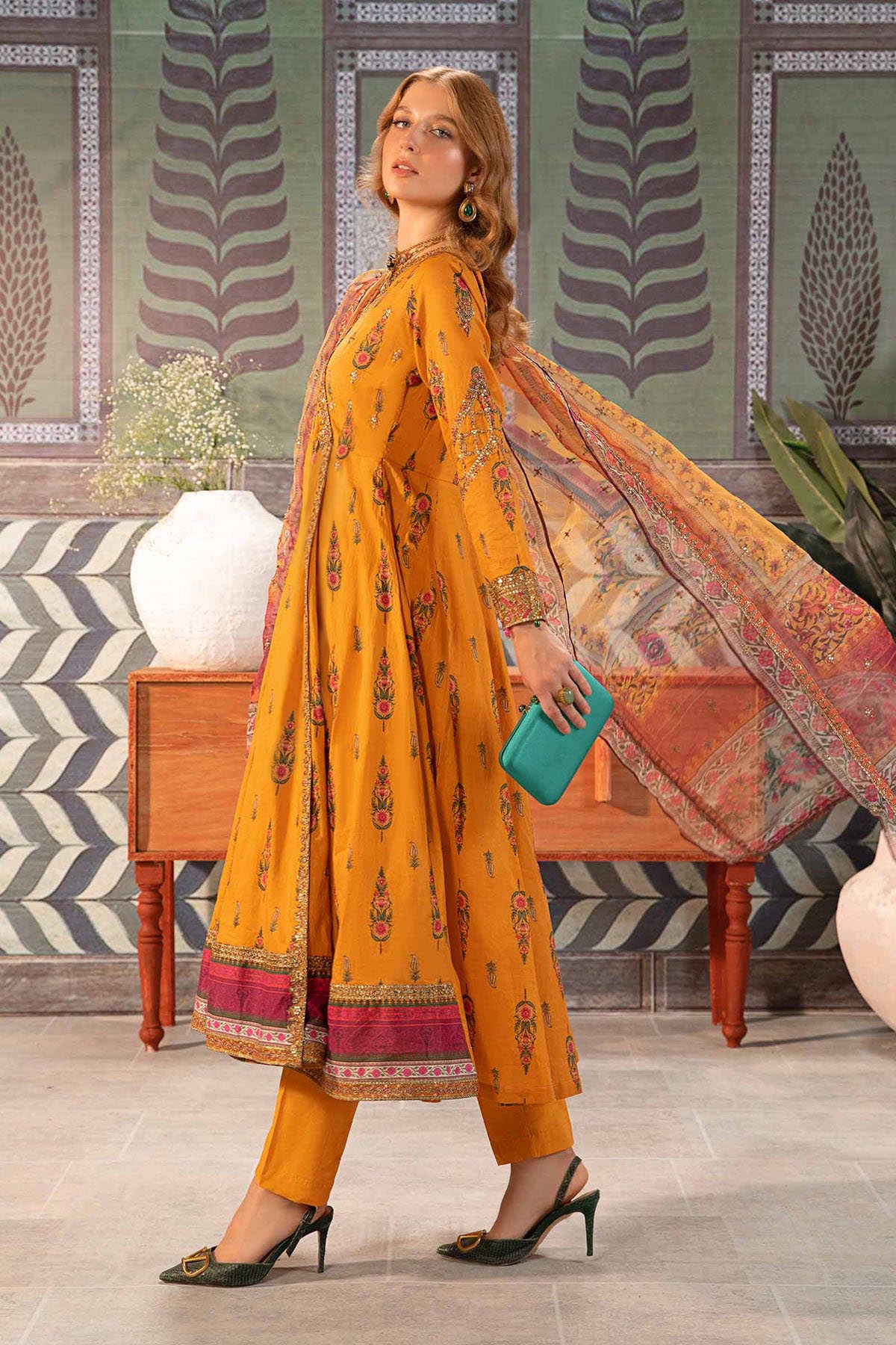 3 Piece Printed Lawn Suit | DW-PF24-03 – Maria.B. Designs (PK)