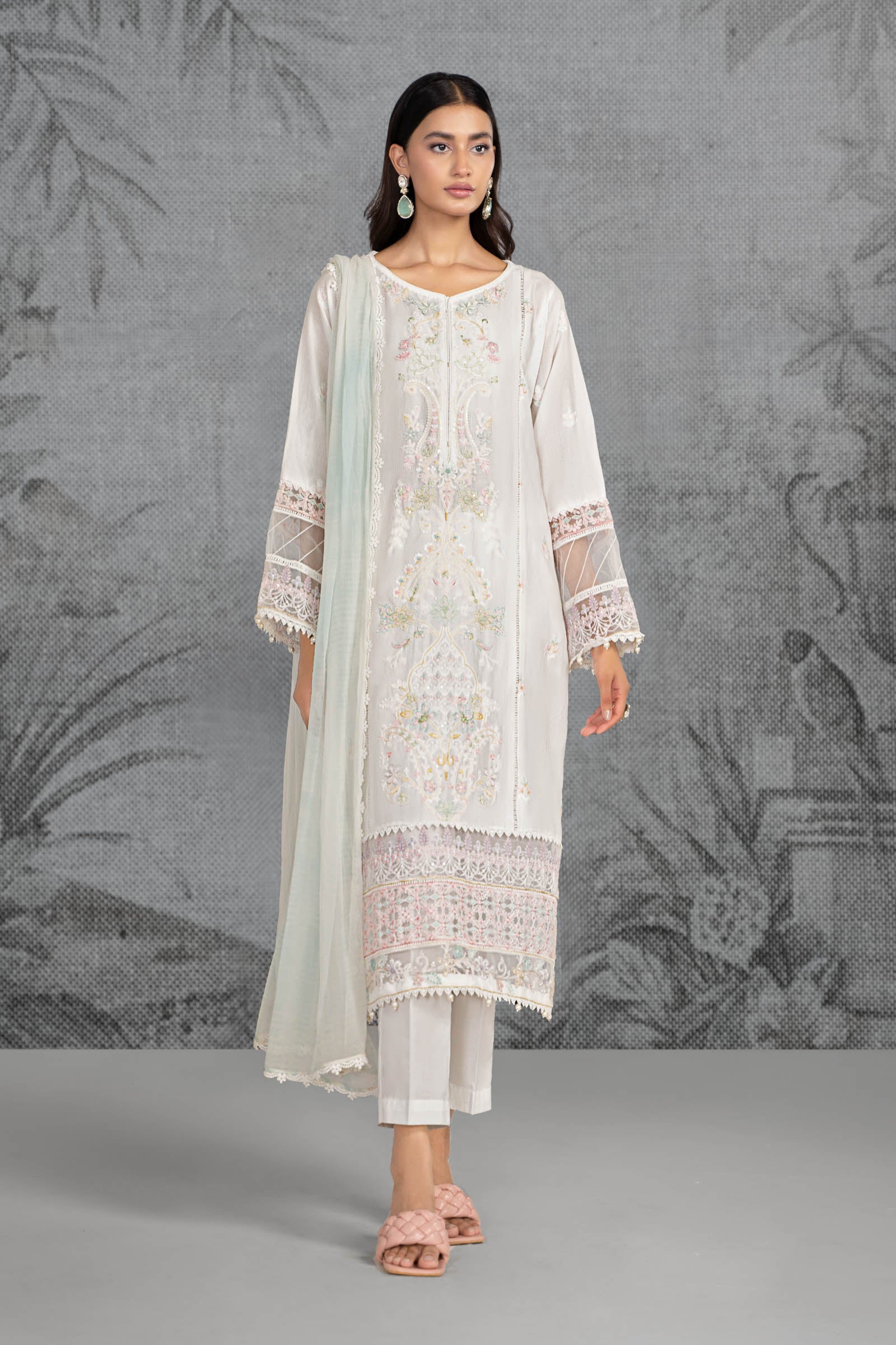 Suit White DW-EA23-18 – Maria.B. Designs (PK)