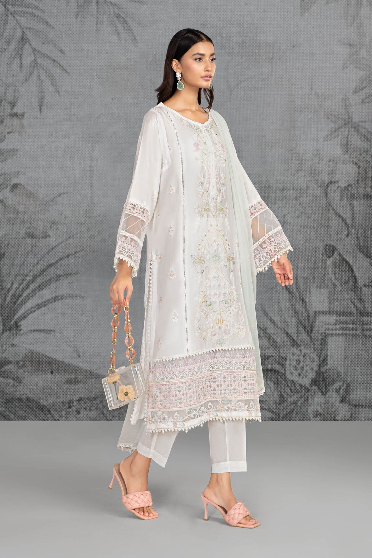 Suit White DW-EA23-18 – Maria.B. Designs (PK)