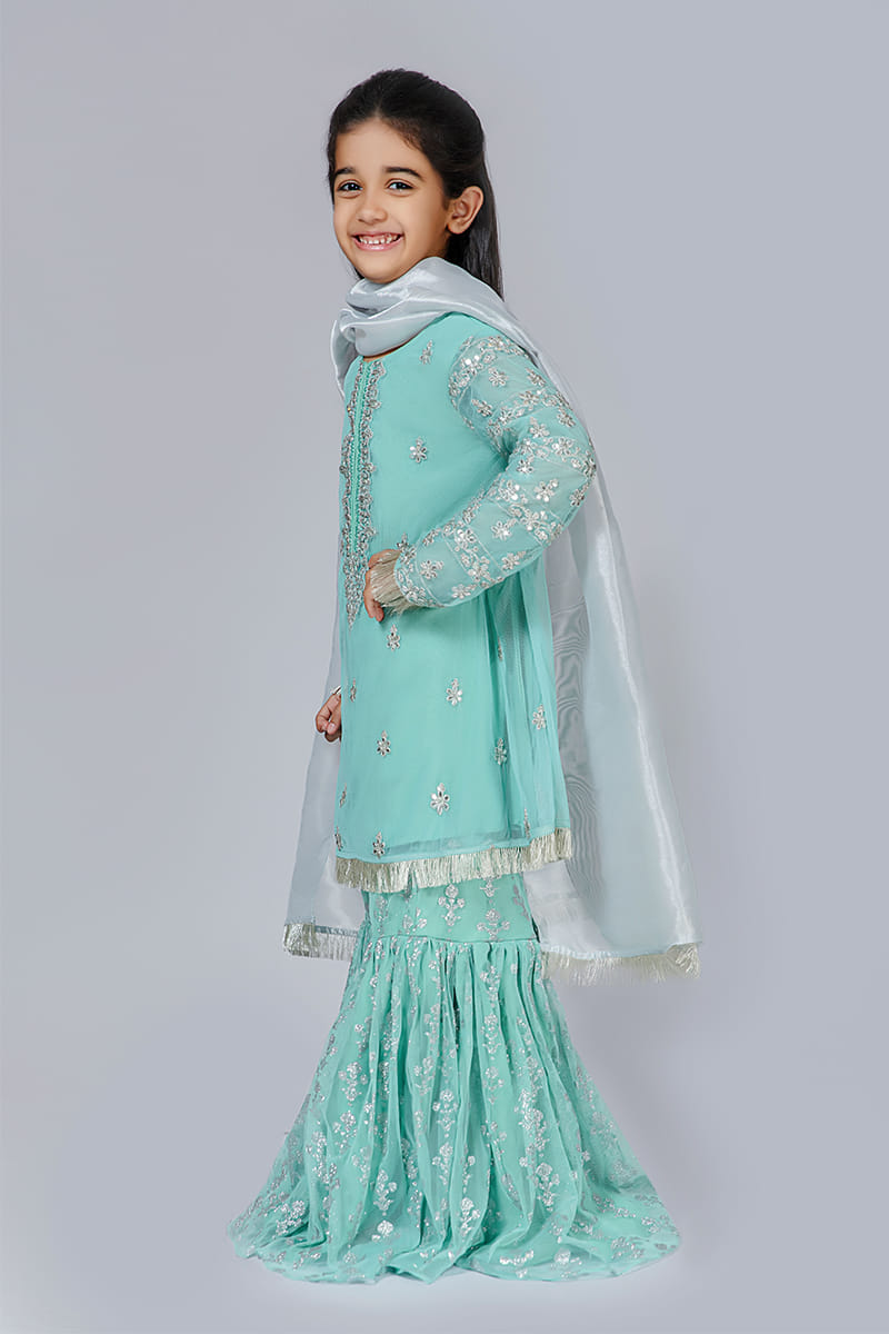 Suit Ferozi MKS-EF20-29 is available in Ferozi Color - Maria.B. – Maria ...